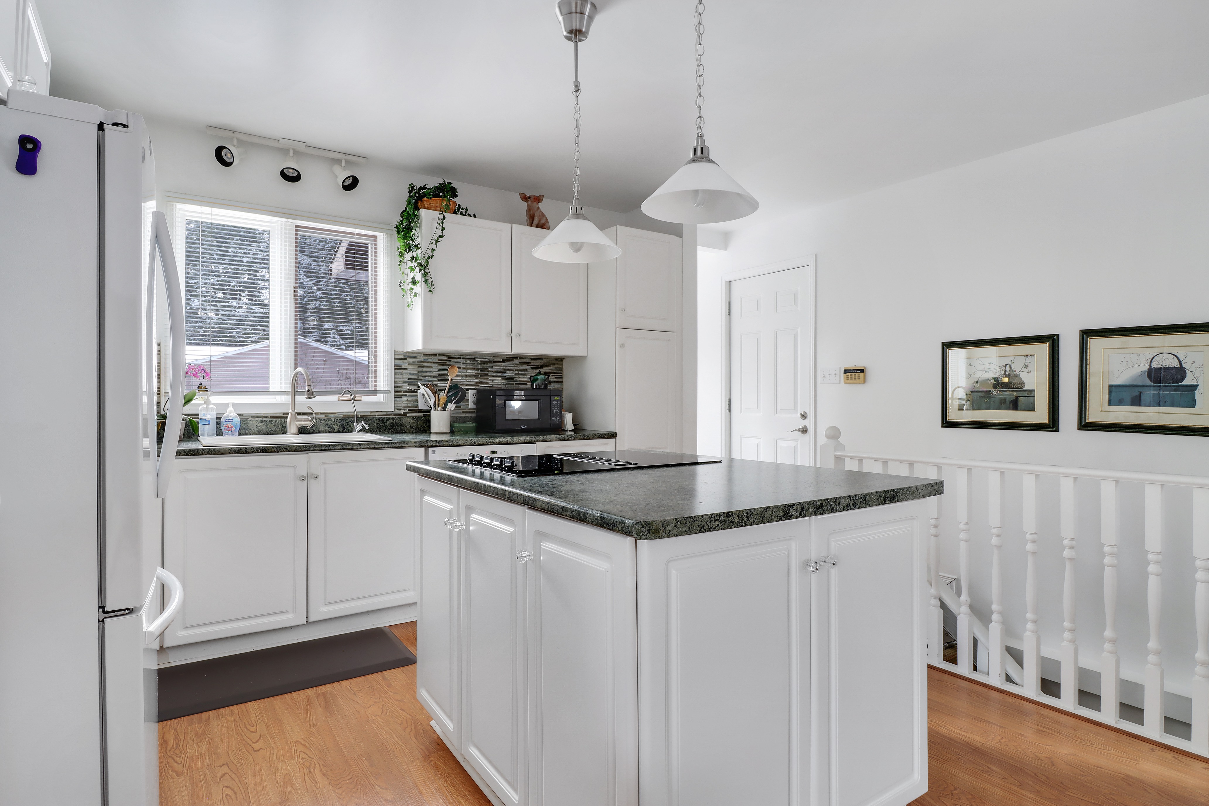 18 Fleming Drive Burnstown – London House Photography