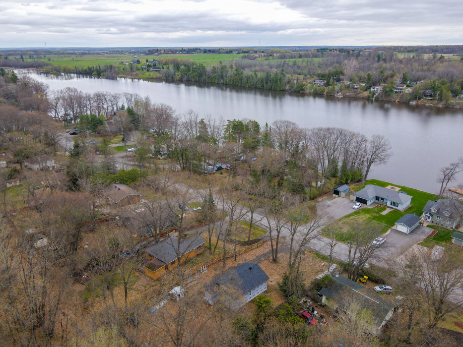 1177 Bayview Drive Ottawa – London House Photography
